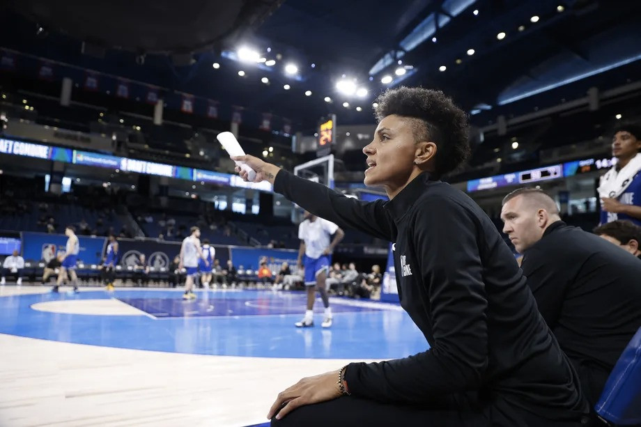 Ikuti Jejak Becky Hammon, Candice Dupree Jadi Asisten Pelatih Spurs ...