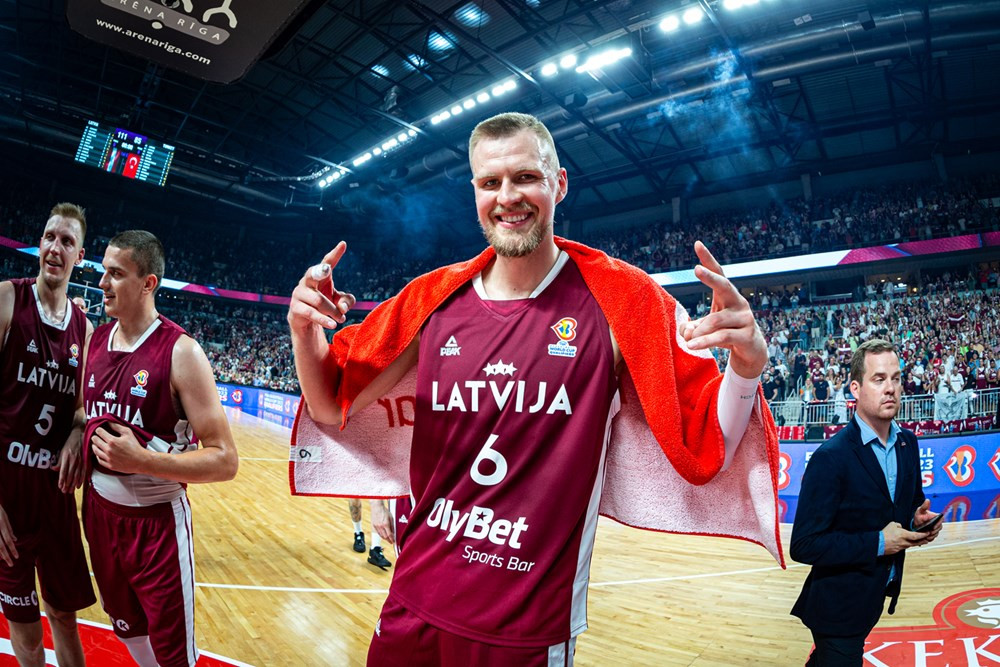 Kristaps Porzingis Siap Bawa Latvia Beraksi di Indonesia Arena ...