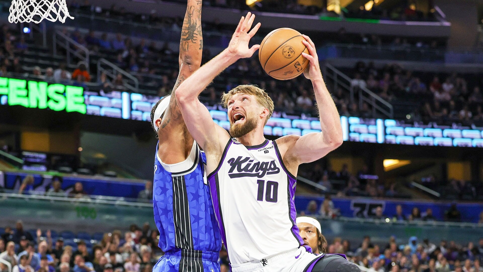 Domantas Sabonis Cetak Rekor, Kings Menang 109-107 atas Magic ...