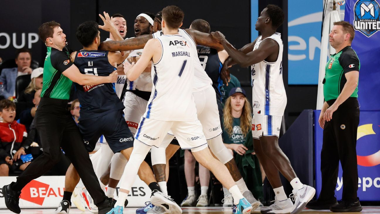 Montrezl Harrell Terlibat Perkelahian di NBL Australia - mainbasket.com