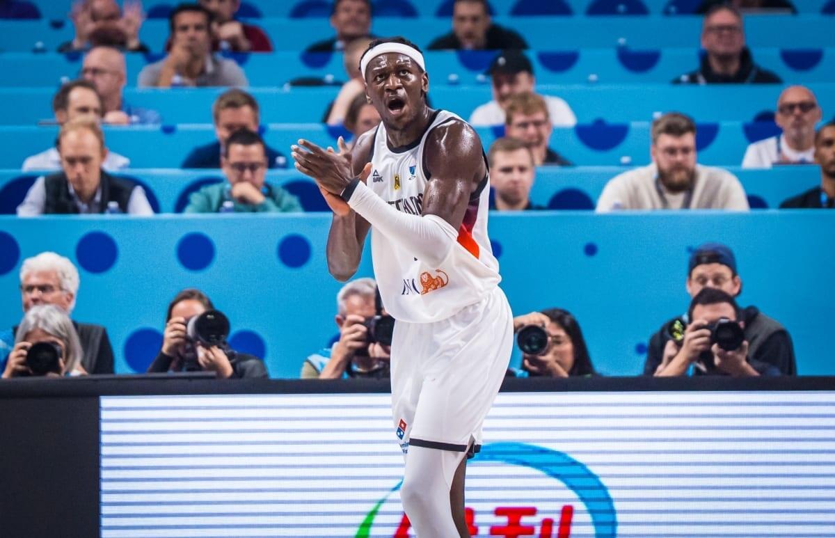 Patizan Lindungi Isaac Bonga dari Klub NBA Setelah Juara FIBA ...